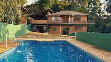 Piscina externa