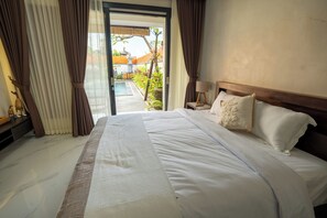 Villa Deluxe, 3 quartos, vista para a piscina | Ferro/tábua de engomar, Wi-fi grátis 