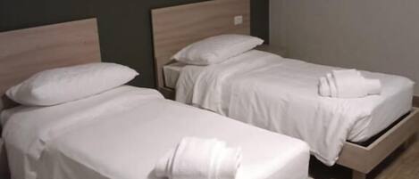 Quarto Twin Básico | Spa