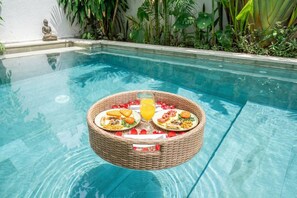 Villa Familiar, 3 quartos, vista para a piscina | Piscina | Piscina exterior 