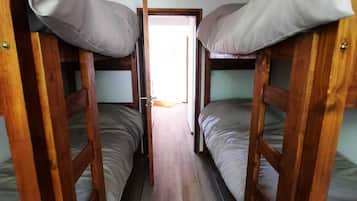 Cabana, 2 quartos | Cofres nos quartos, cortinas blackout, Wi-Fi de cortesia
