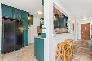 Apartamento, várias camas, sacada, vista para o jardim (The Aviary Near CSU) | Parte interna