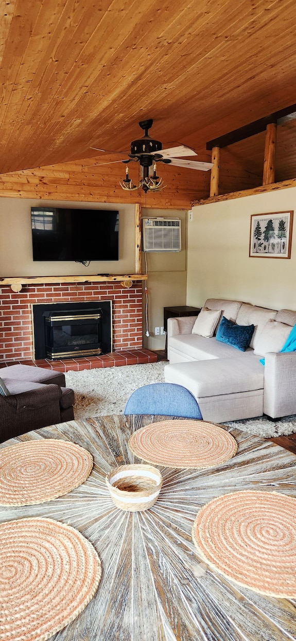 The Good Cabin In National City - 2 Bedroom - Prescott, MI