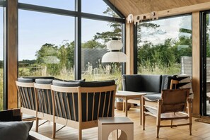 Personal and inventive family house in Rødvig, Rodvig Stevns: Room ...