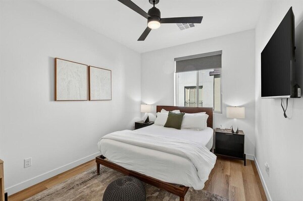 Desert Escape Townhome - Pool & Gym - Phoenix, AZ