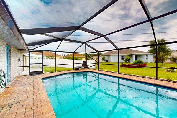 162 Miller Dr - Sebastian, FL