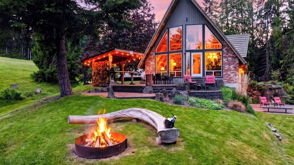 Deer Lake Road By Avantstay 4br A-frame + Firepit + Deck + Grill Forested Whidbey Island Retreat Mins To Ferry, Langley & Beaches - Langley