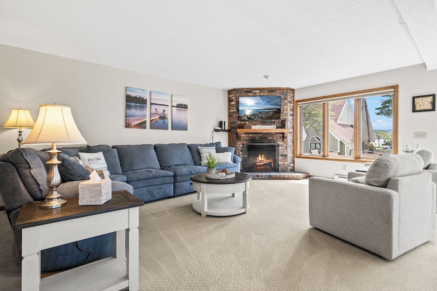 Loon Haven - Lake Access, Sleeps 12, Near Weirs Beach & Gunstock - Laconia, NH