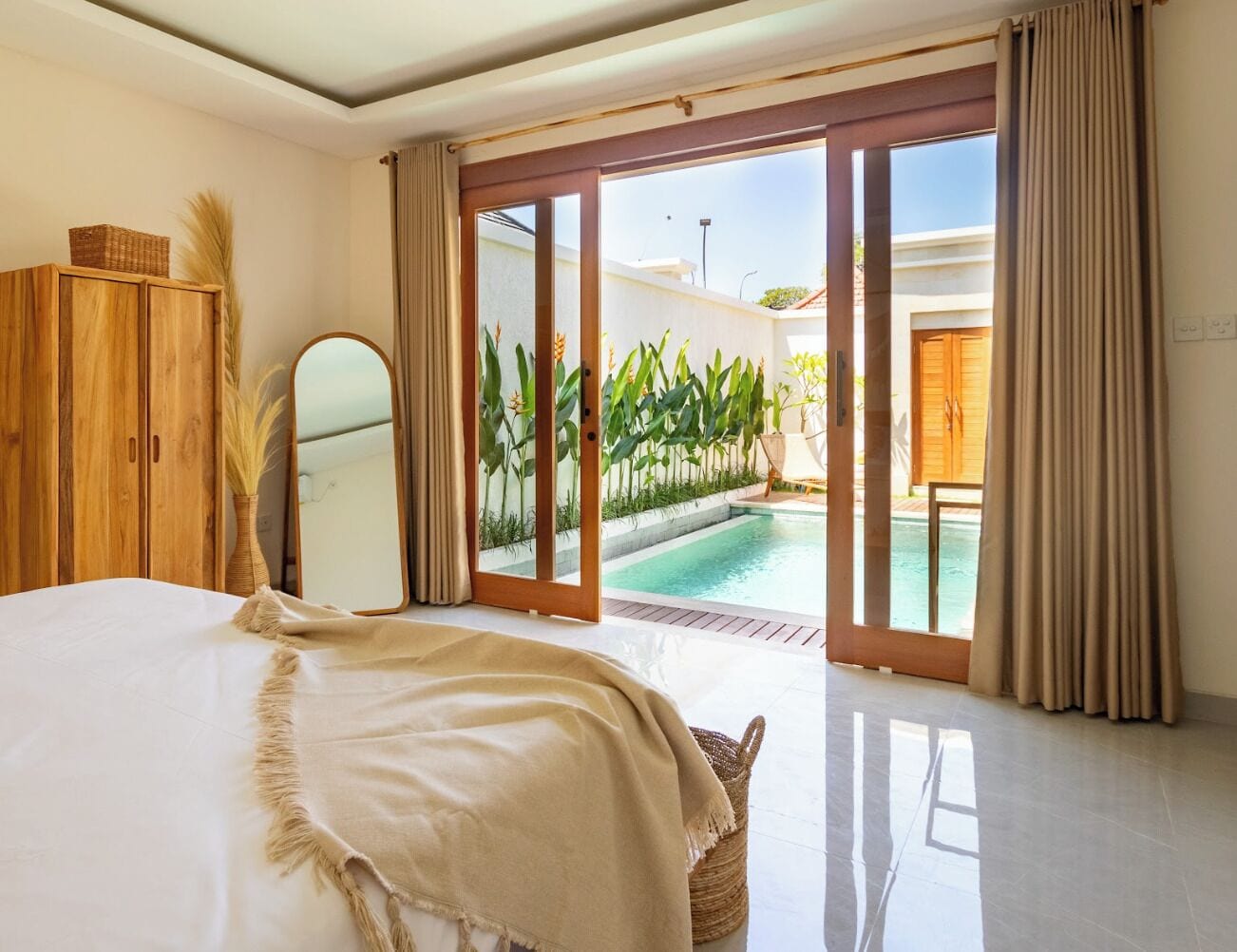 Villa Deluxe, 2 quartos, piscina privativa | Lençóis de algodão egípcio, roupa de alta qualidade, cofre no quarto 