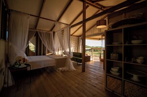 Quarto Duplo ou Twin de Luxo, vista para a colina | Interior