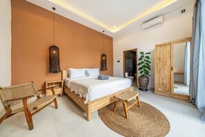 Villa Deluxe, 2 quartos, piscina privativa | Lençóis de algodão egípcio, roupa de alta qualidade, cofre no quarto 