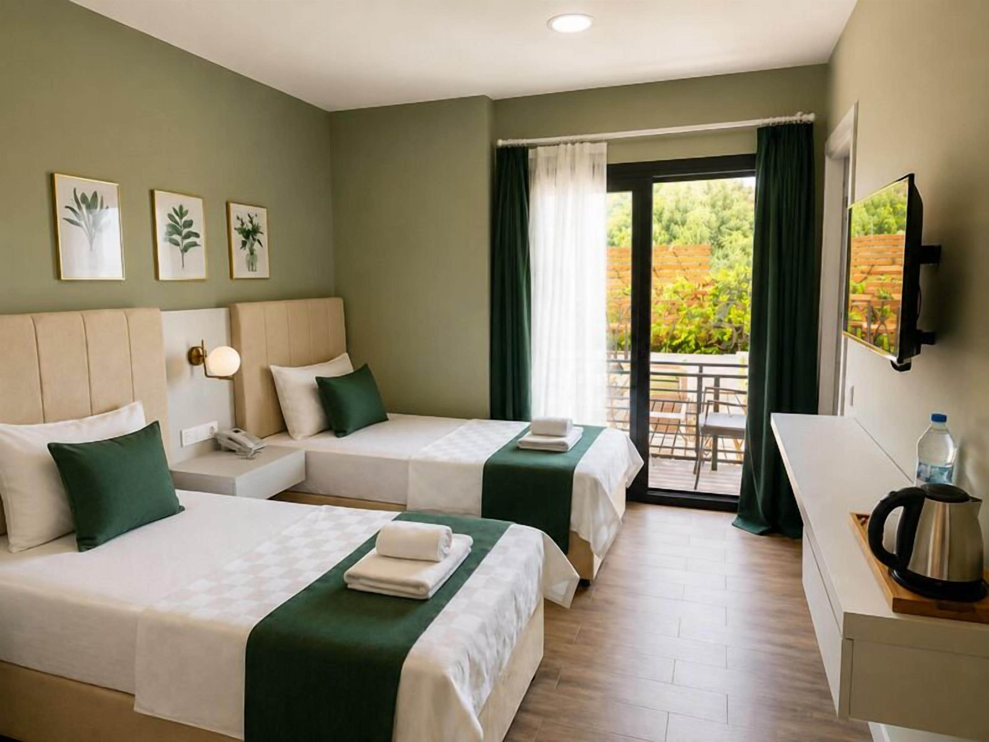 Quarto duplo luxo | Escrivaninha, Wi-Fi de cortesia