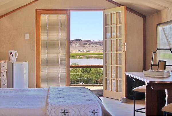 Frontier River Resort - Vioolsdrif