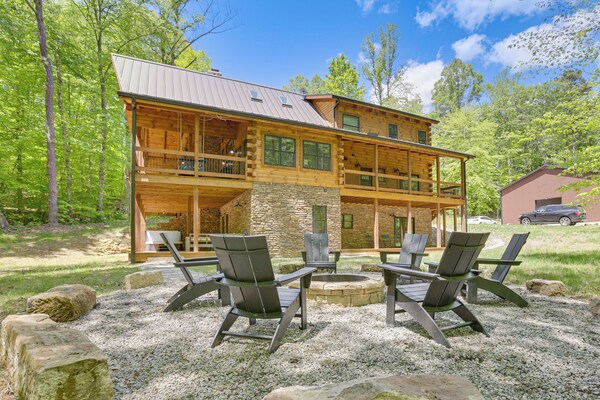 Luxury Hocking Hills Retreat W/ Indoor Sport Court - Tar Hollow State Park, Laurelville