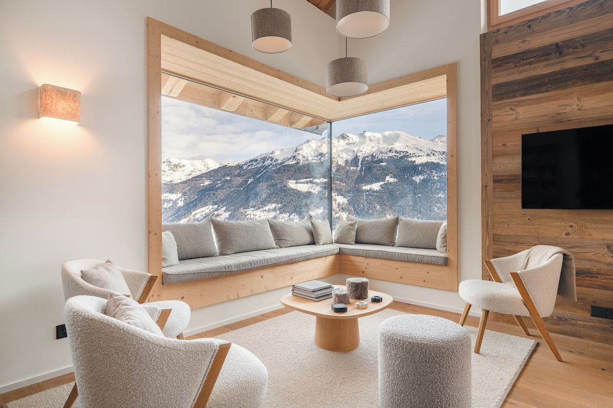 Alpine : Chalet C1 | Roupas de cama premium, cofres nos quartos, berços grátis