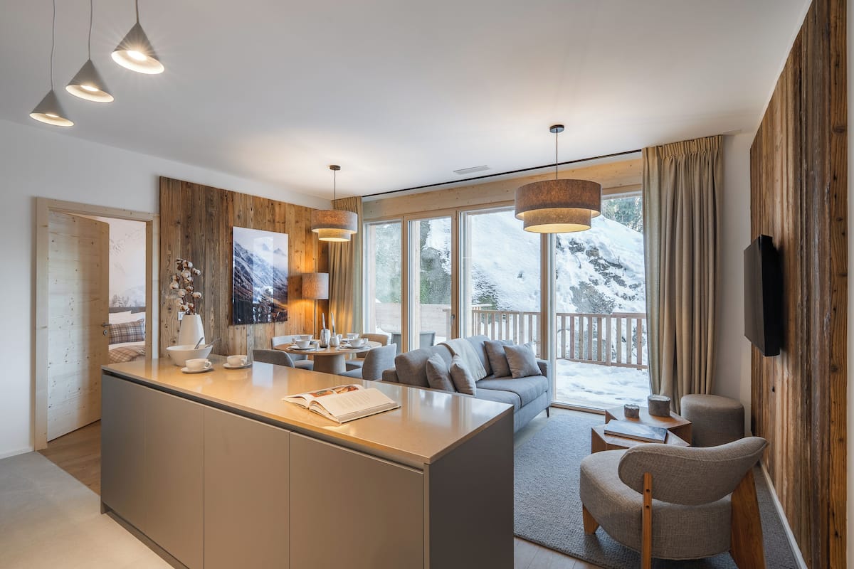 Alpine : Appartement 63 | Roupas de cama premium, cofres nos quartos, berços grátis