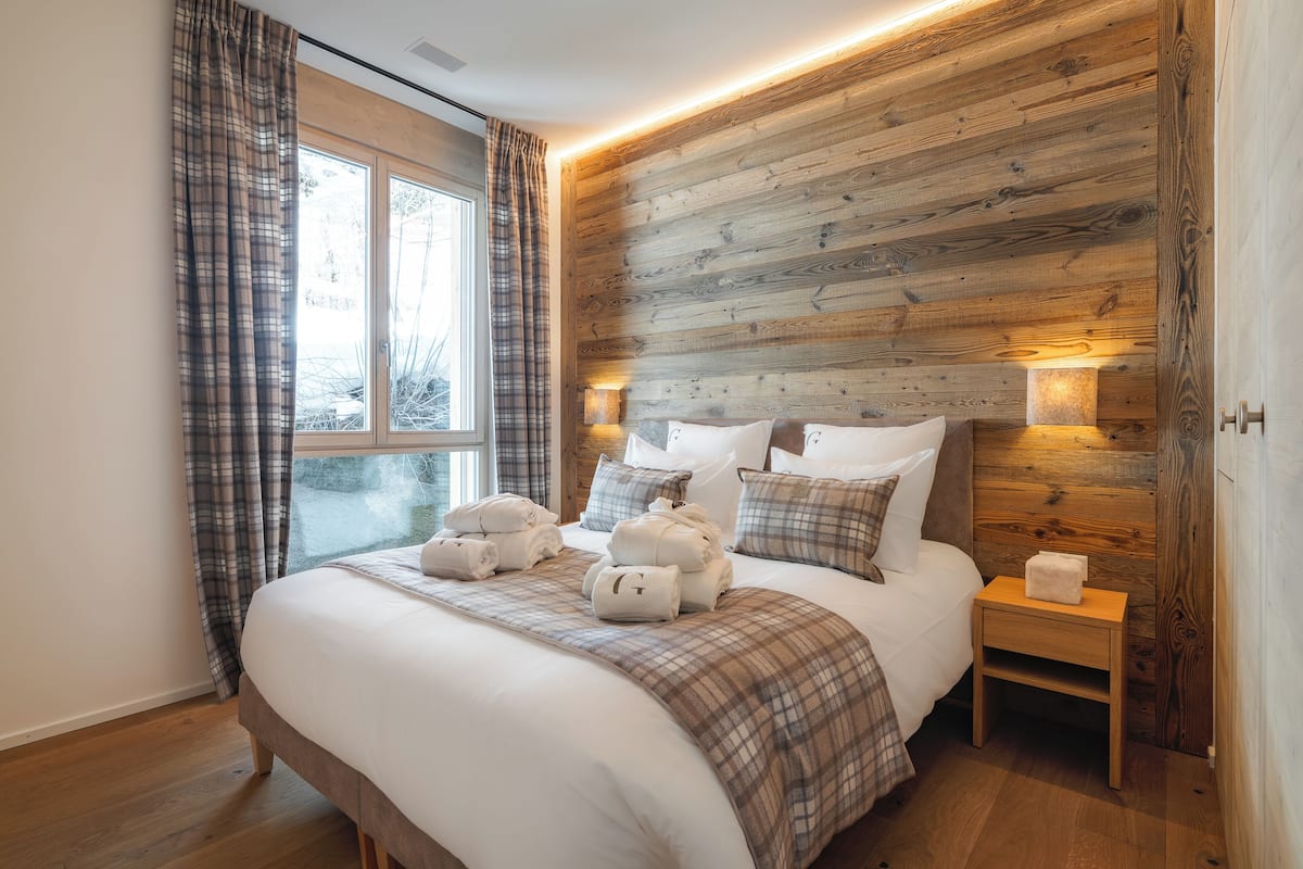 Alpine : Appartement 93 | Roupas de cama premium, cofres nos quartos, berços grátis