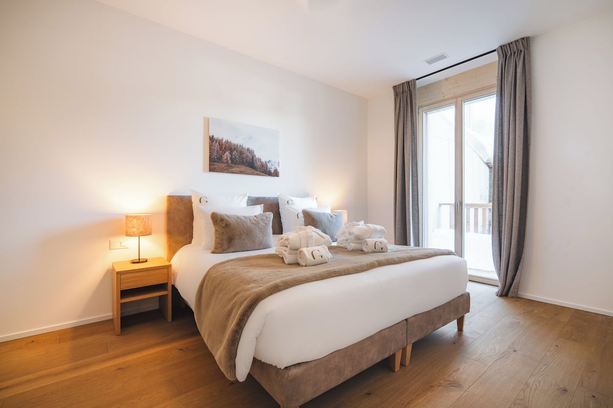 Alpine : Appartement 85 | Roupas de cama premium, cofres nos quartos, berços grátis