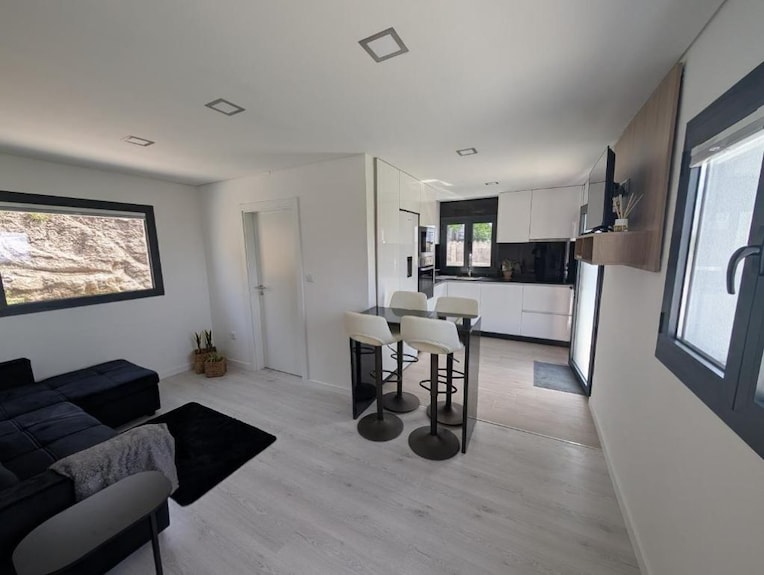 Casa Porta Da Frente: Private Accommodation With A View In Fafe - Fafe