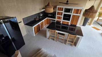 Villa, 3 quartos, fumadores, pátio | Cozinha privada