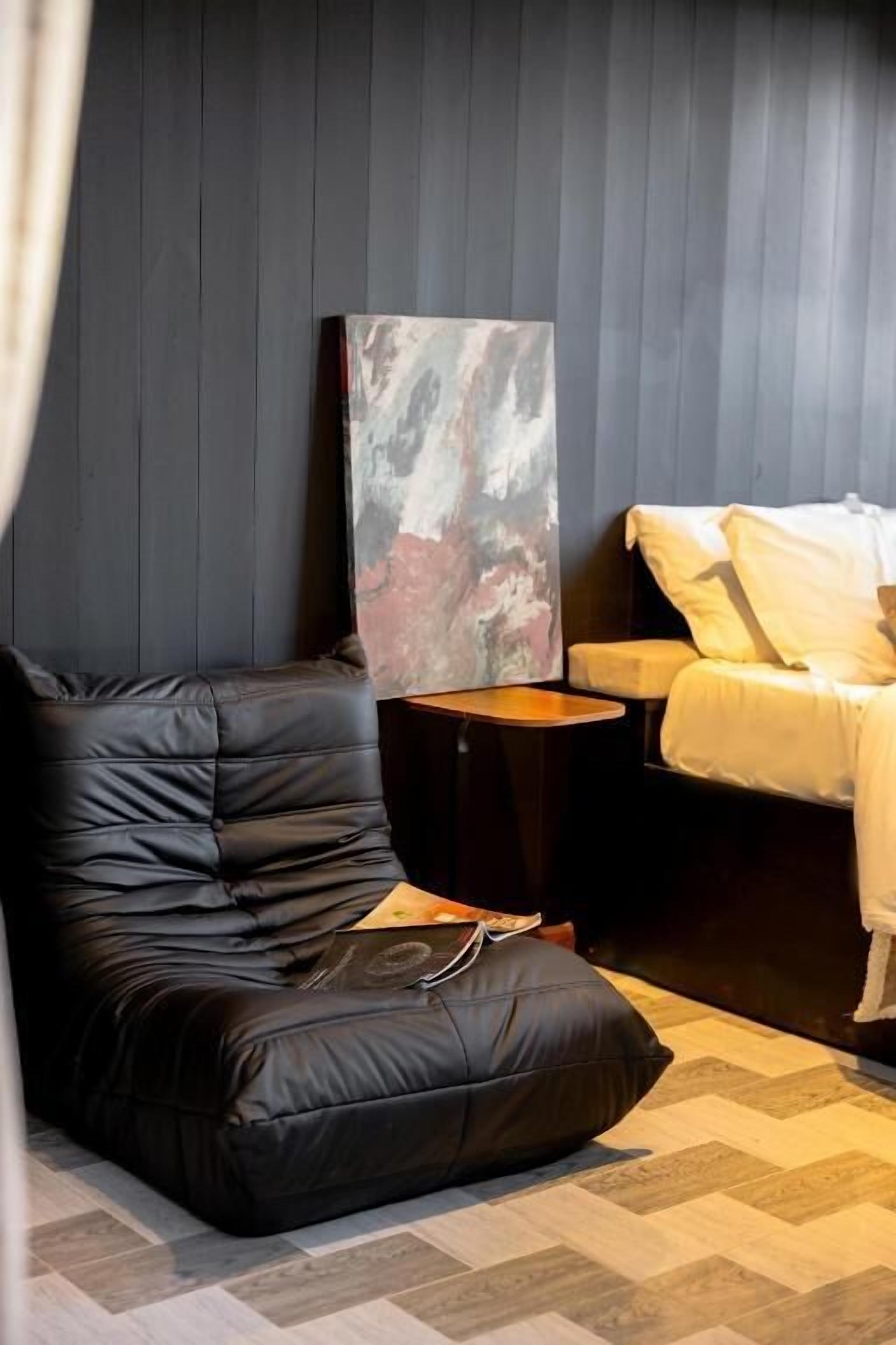 Quarto Duplo Deluxe, pátio, Vista para a cidade | Interior