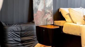 Quarto Duplo Deluxe, pátio, Vista para a cidade | Interior