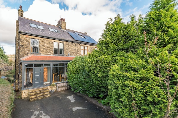 The Grand Weave House - 