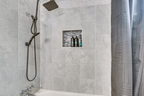 Casa (2 Bedrooms) | Interior