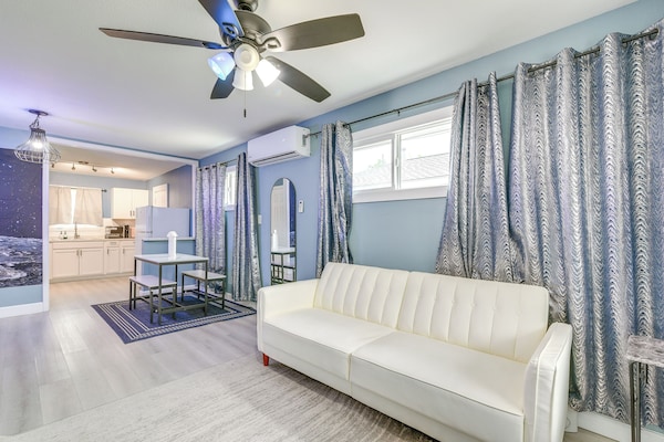 6 Mi To Med Center & Nrg Stadium: Houston Home - Houston, TX