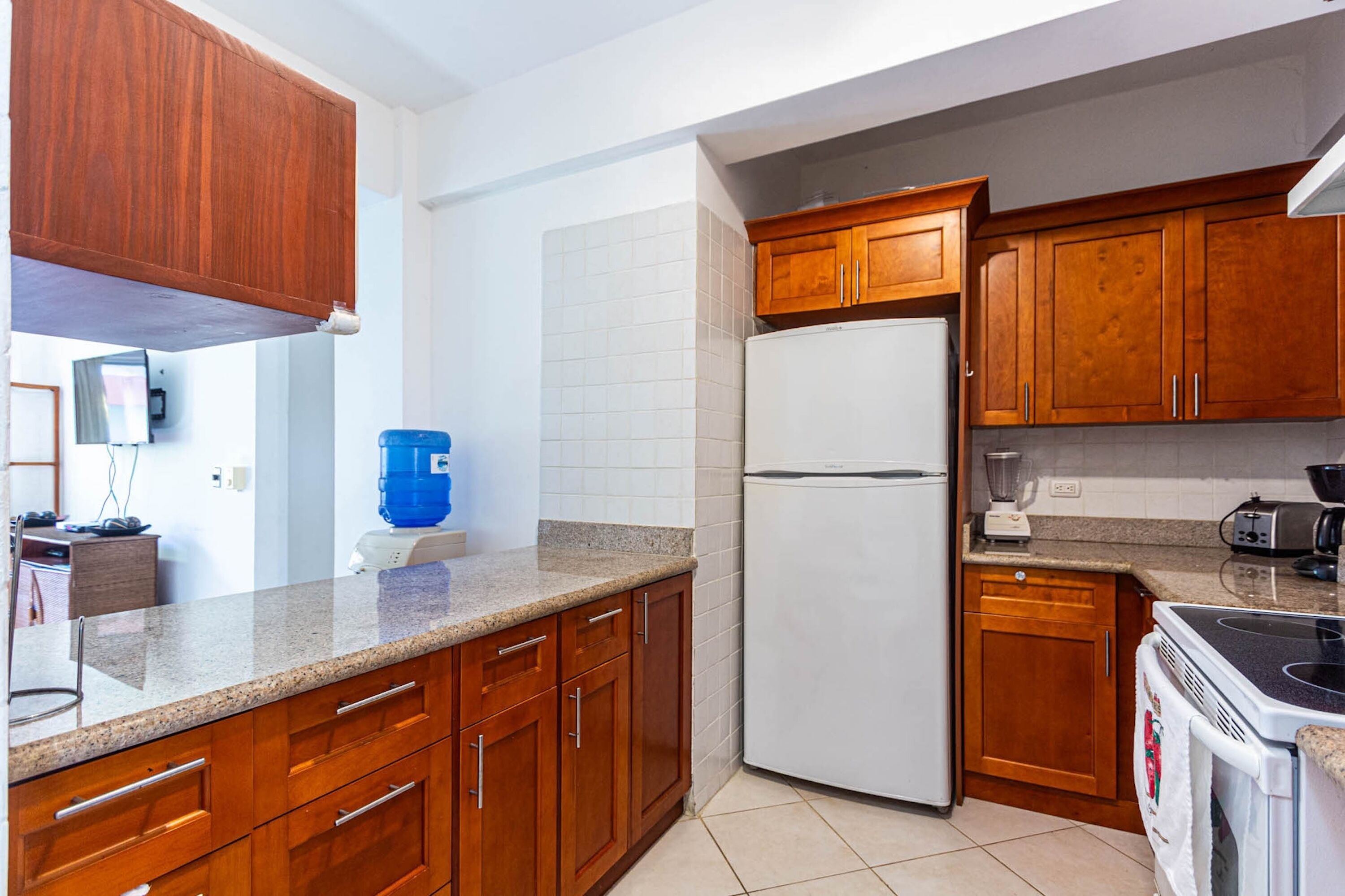 Apartamento, 2 quartos, sacada, vista para o jardim | Parte interna