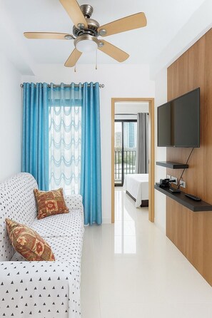 Apartamento Familiar em Condomínio Fechado, 1 cama queen-size, varanda, Vista para a cidade | Wi-fi grátis 