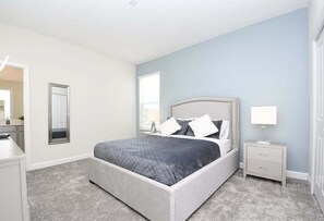 Champions Gate Gem Pool, Spa, Near Parks, Orlando: Hotel Reviews, Rooms ...