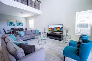 Champions Gate Gem Pool, Spa, Near Parks en Orlando: ver hotel, precios ...