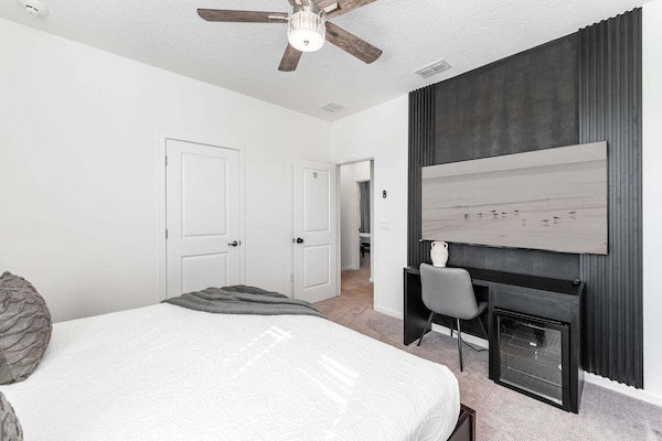 Resort-style Living W Private Pool & Amenities - Kissimmee