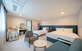 Quarto Twin Superior, vista para o oceano | Roupa de alta qualidade, cortinas/cortinados opacos, Wi-fi grátis 