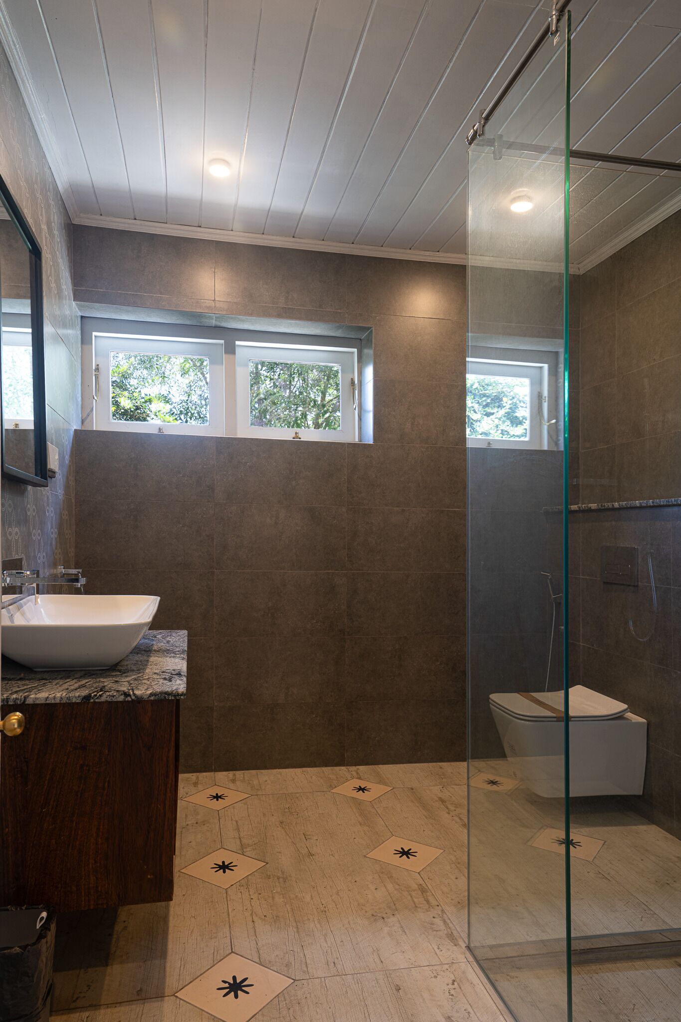 Quarto casal superior | Banheiro