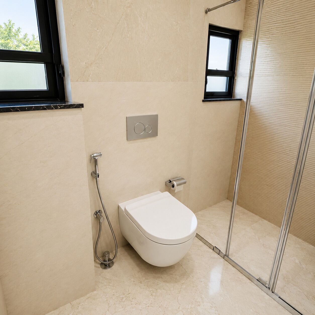 Quarto casal conforto, vista para o jardim | Banheiro | Produtos de toalete grátis, chinelos, toalhas de banho, sabonete
