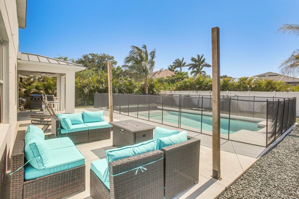Ever After Pool Days & Spa Nights In Cape Coral - Sanibel Island, FL
