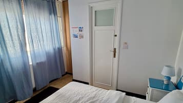 Quarto casal, 1 cama de casal | Wi-Fi de cortesia