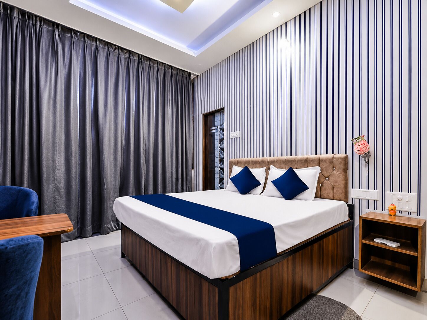 Quarto casal luxo, vista para a cidade | Wi-Fi de cortesia