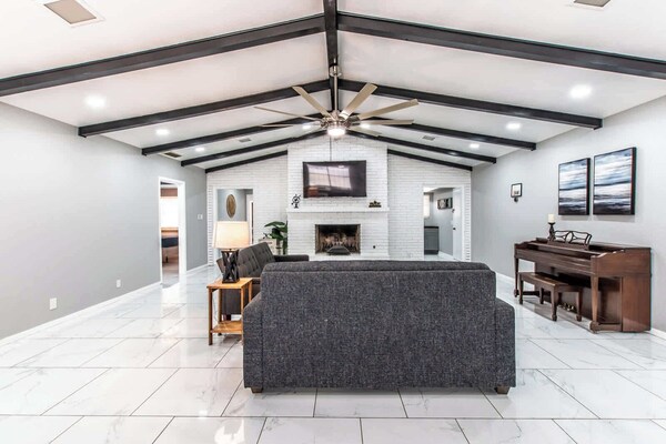 Contemporary Coastal Oasis Awaits - Corpus Christi, TX