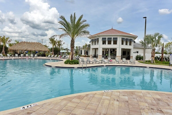 Family-friendly Townhouse w/ Private Pool & Clubhouse, Orlando: Hotel ...