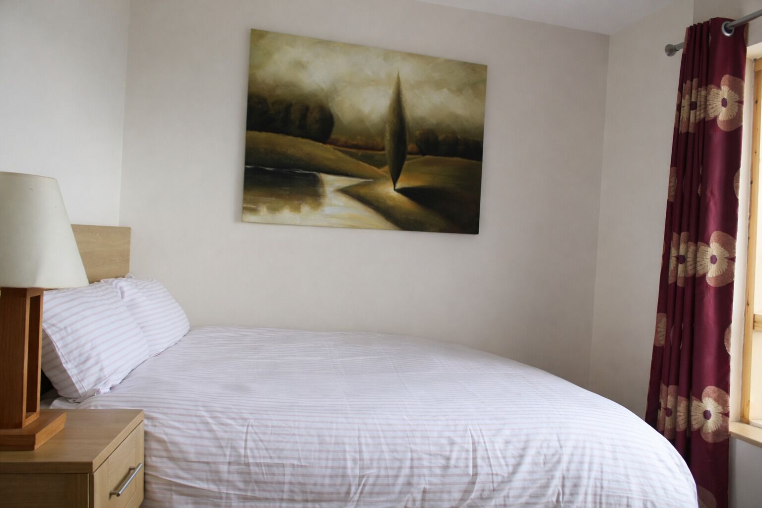Apartamento Comfort, varanda, vista para o lago | Ferro/tábua de engomar, Wi-fi grátis, acesso para cadeira de rodas 