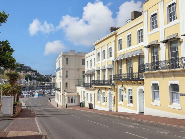 Flat 2 The Moorings - Torquay, UK