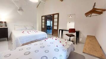 Suite-Estúdio Deluxe, varanda | Wi-fi grátis