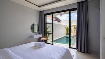 Villa de Luxo, vista para a piscina | Lençóis de algodão egípcio, roupa de alta qualidade, cofre no quarto