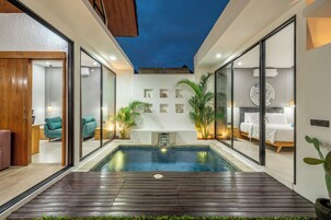 Villa Clássica, vista para a piscina | Vista do quarto