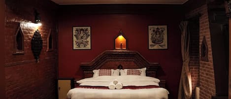 Suite Deluxe, Vista para a cidade | Secretária, Wi-fi grátis