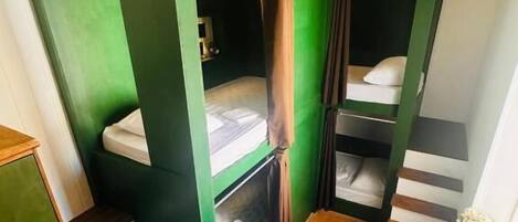 Dormitório Partilhado Comfort, apenas para mulheres, Vista para a cidade | Cortinas/cortinados opacos, quartos insonorizados