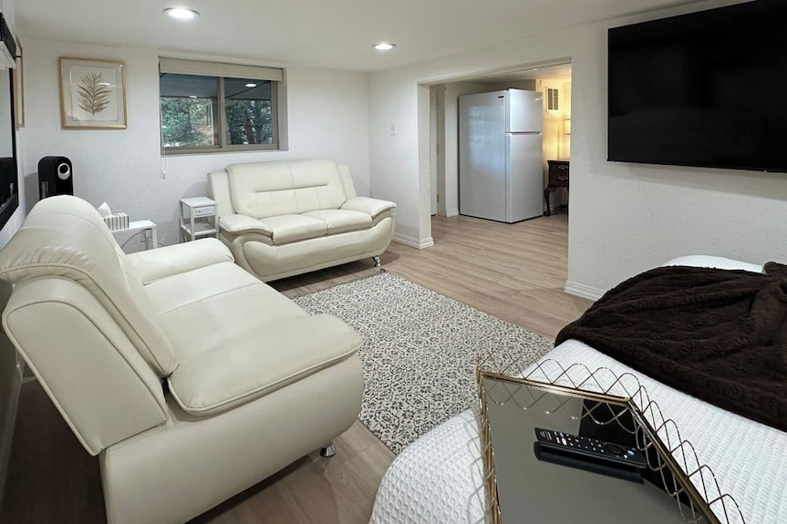 Little Sparrows Nest - A Boutique Micro Retreat - Woodland Park, CO
